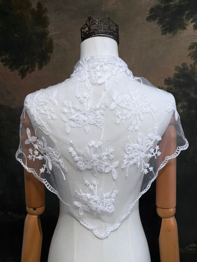 Historically Inspired Lace Babushka Headscarf-Shawl in White – Yore Finery