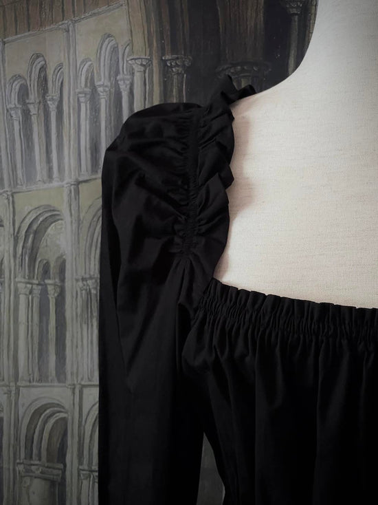 Historically Inspired Smocked Cotton Chemise Blouse in Gothic Black ...